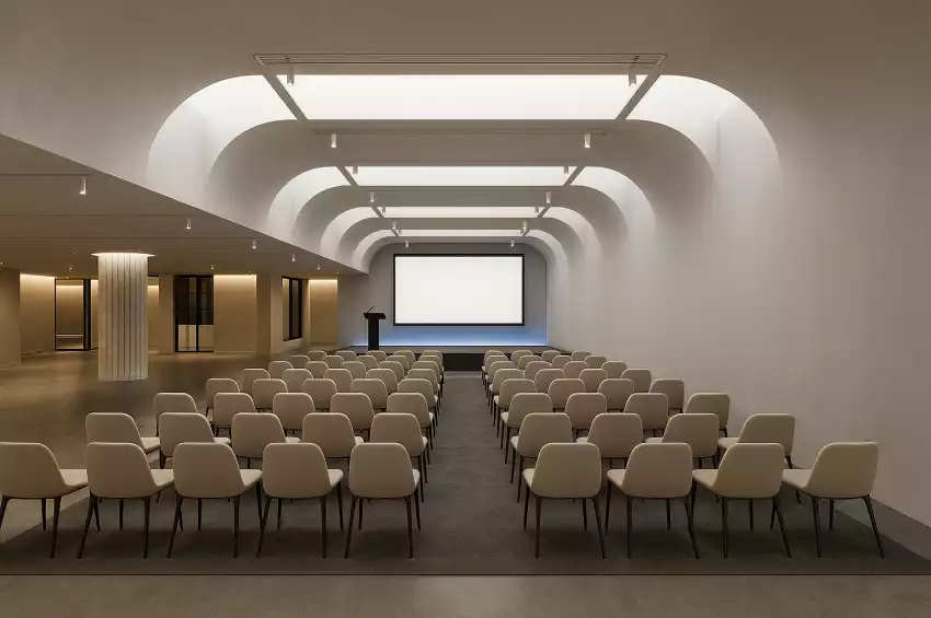 Inner Space, Vision Hall